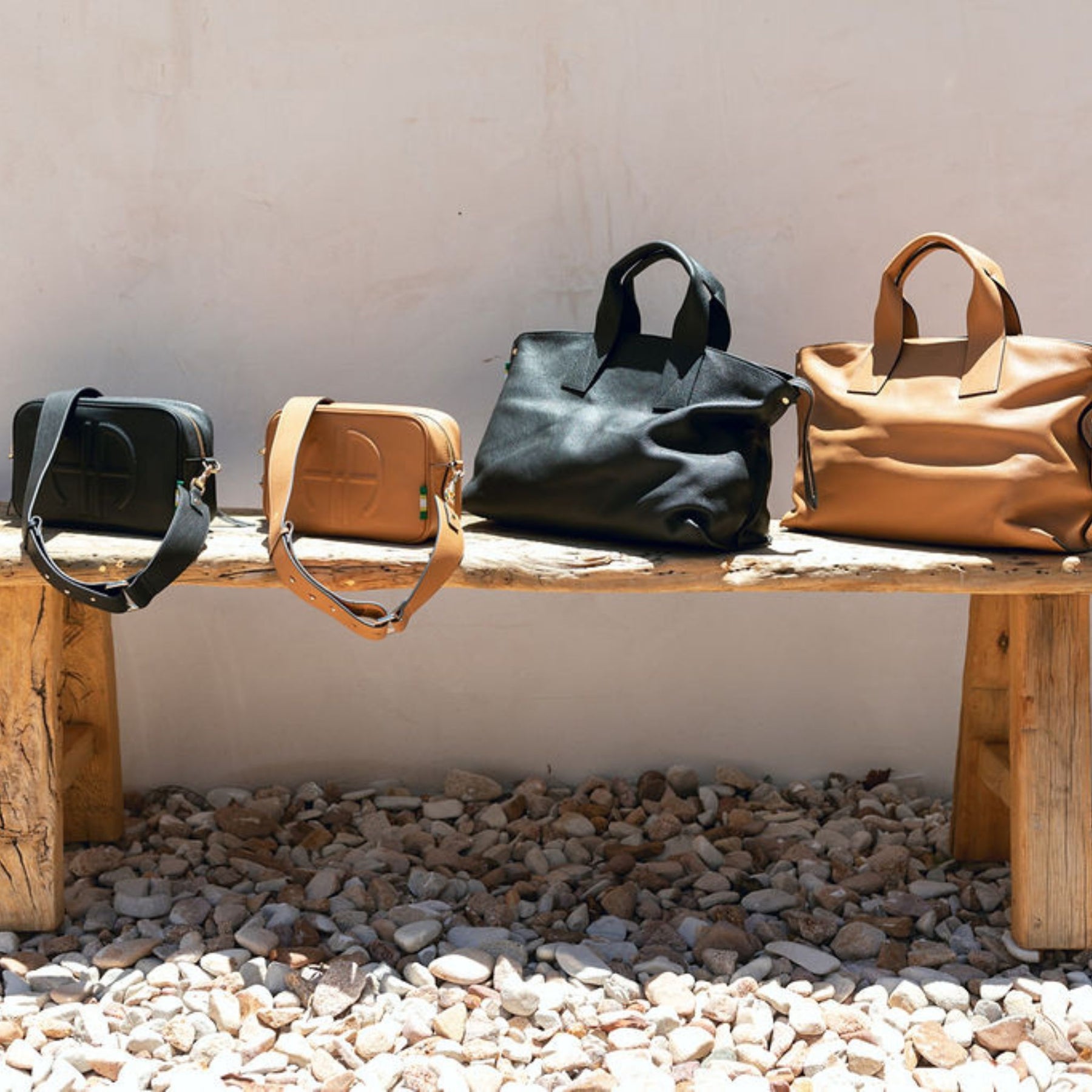 HARRY AUSTIN - Luxury Italian Leather Handbags & Accessories