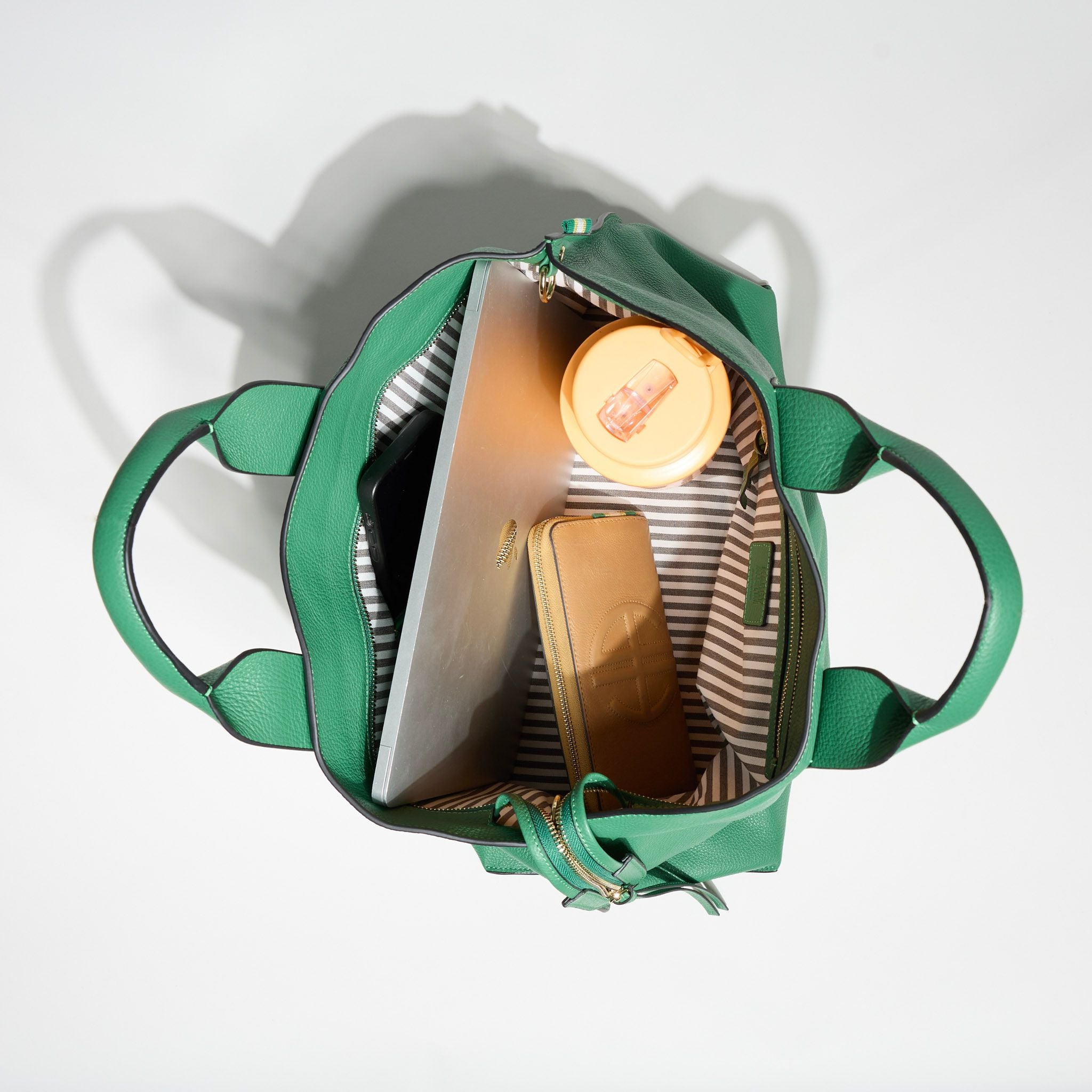 HARRY AUSTIN - Luxury Italian Leather Handbags & Accessories